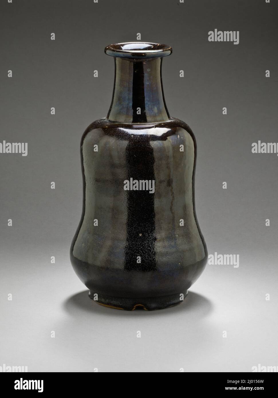 Gourd-shaped Sake Bottle. Japan, late Edo period (1615-1868), 19th ...