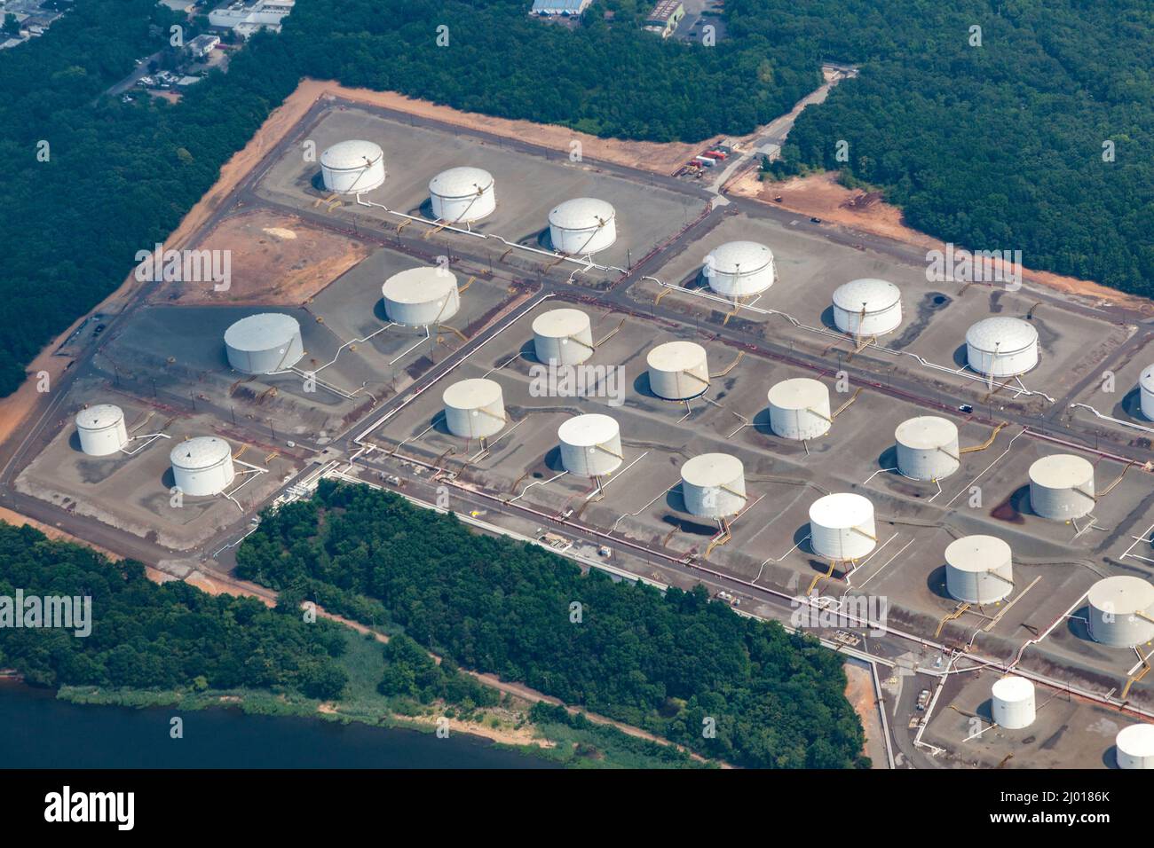 tankfarm in Newark near New York, USA Stock Photo - Alamy
