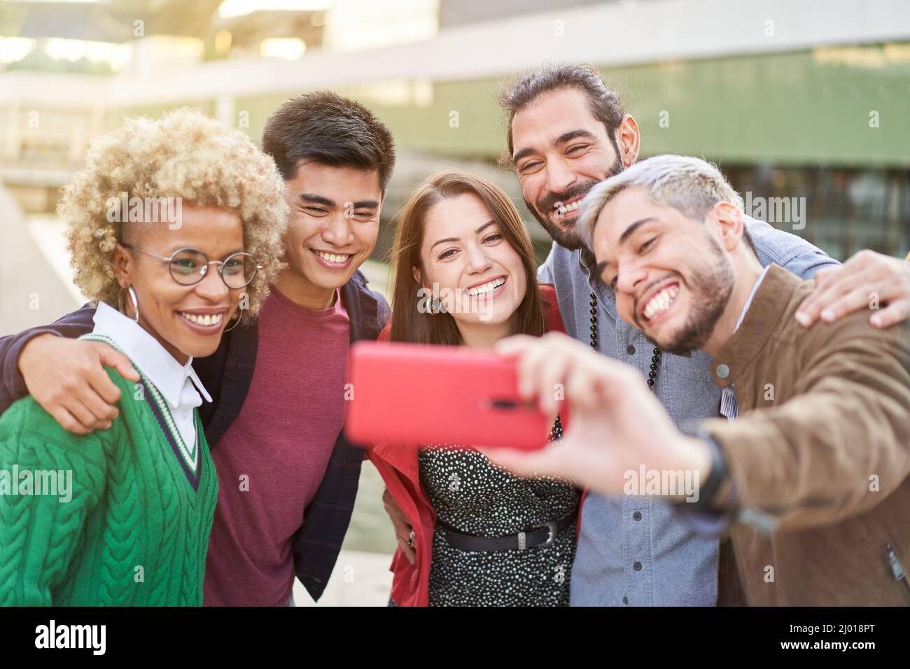 College friends having fun hi-res stock photography and images - Alamy