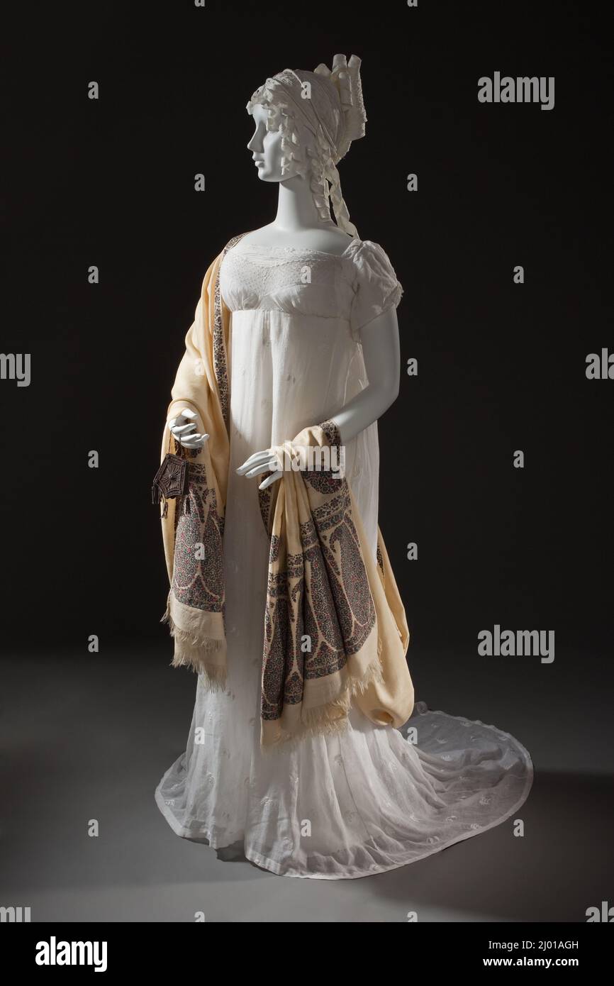 Circa 1800 costumes hi-res stock photography and images - Alamy