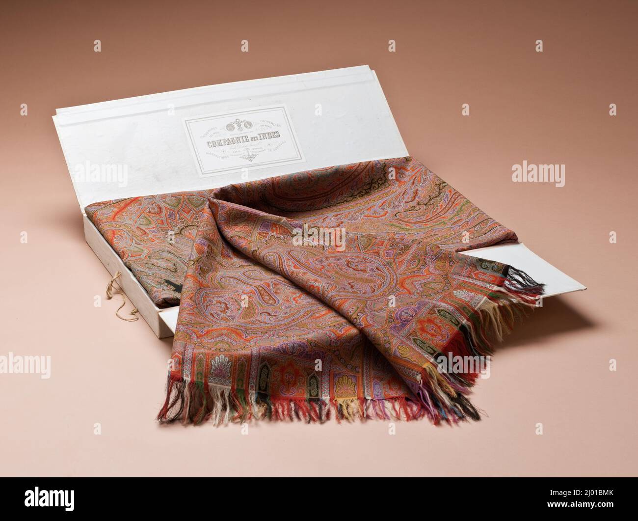 Woman's Presentation Box for a Shawl Stock Photo - Alamy