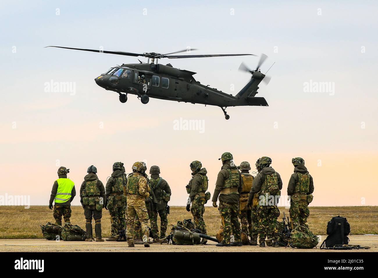 MIHAIL KOGALNICEANU AIR BASE, Romania – Soldiers of the Royal ...