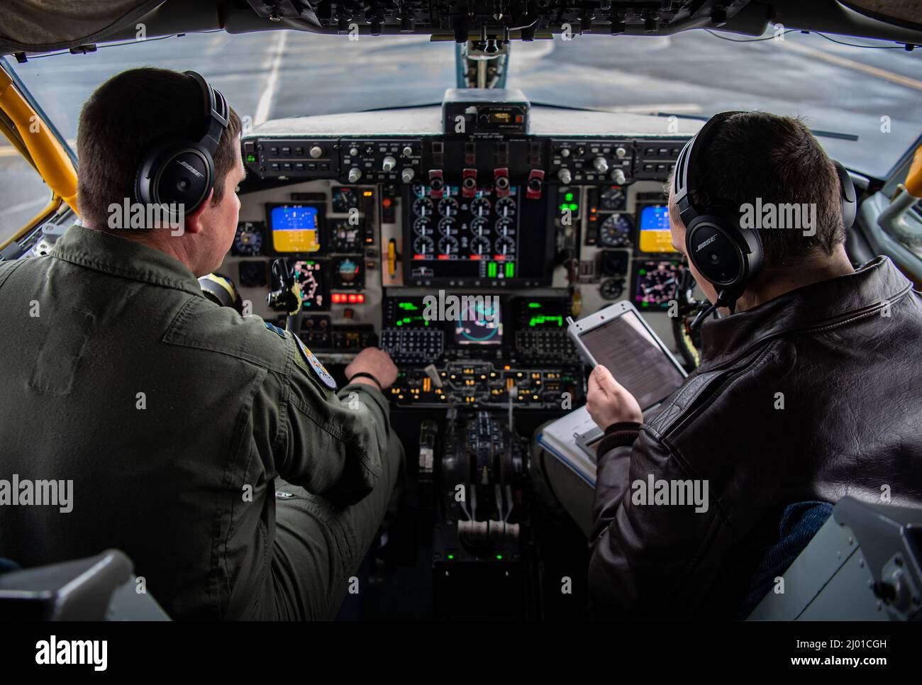 U.S. Air Force KC-135 Stratotanker pilots, assigned to the 97th Air ...