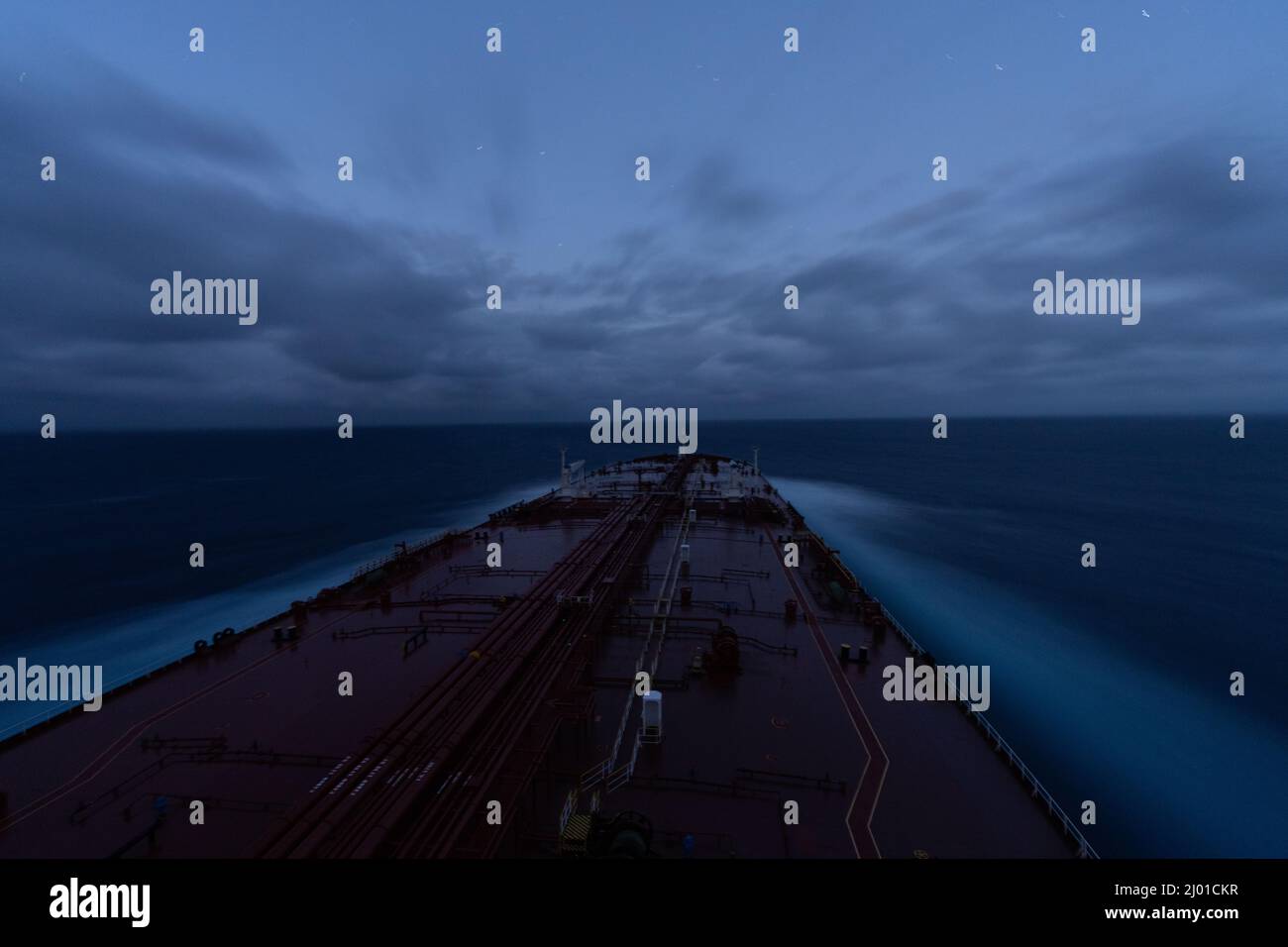 Oil tanker in the ocean Stock Photo - Alamy
