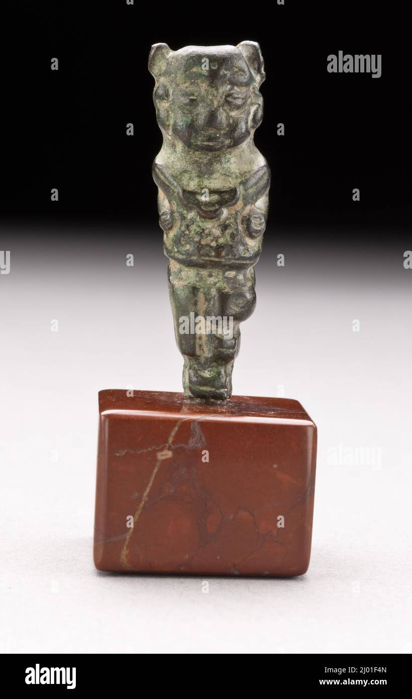 Bronze cylinder seal hi-res stock photography and images - Alamy