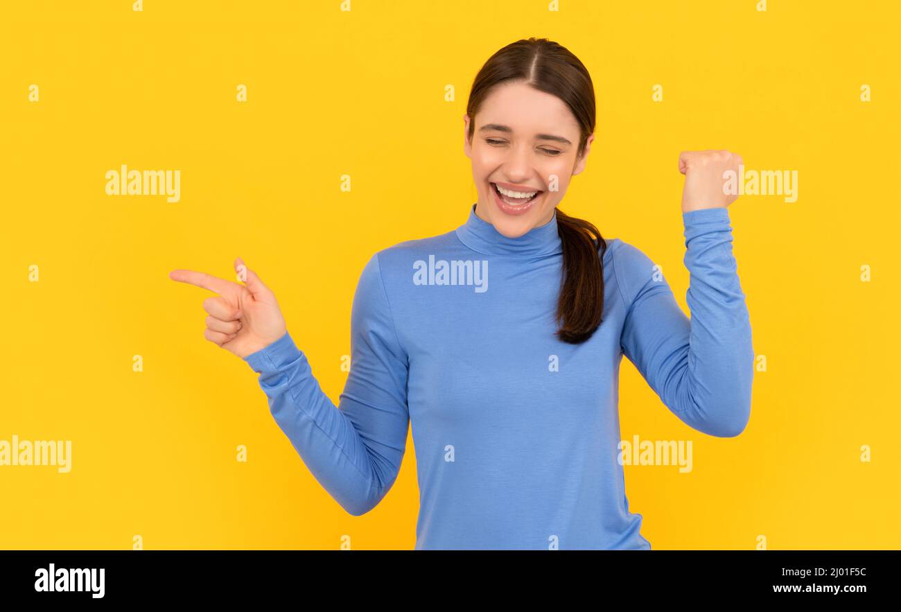 Woman laughing at you point hi-res stock photography and images - Alamy