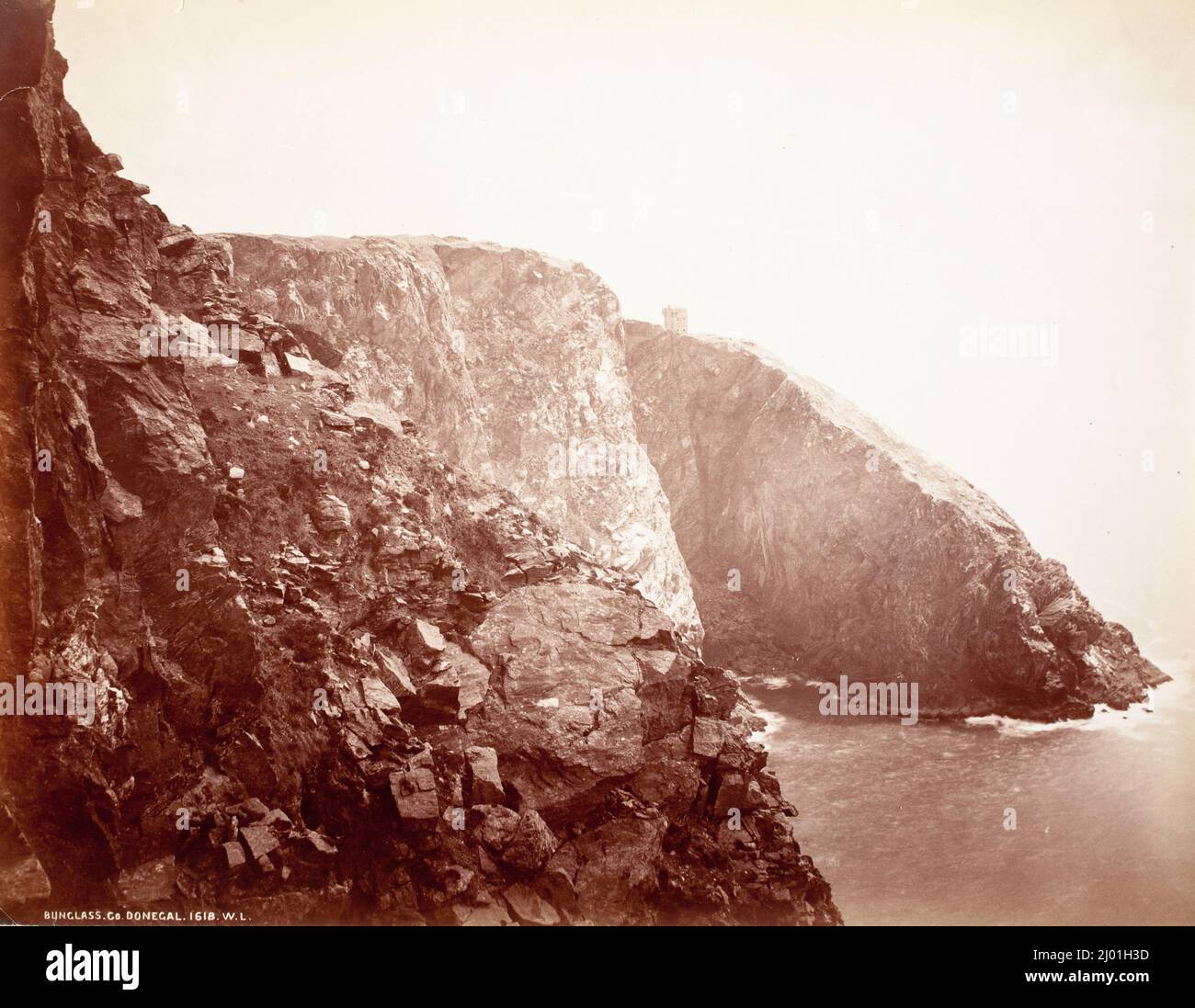 Bunglass hi-res stock photography and images - Alamy