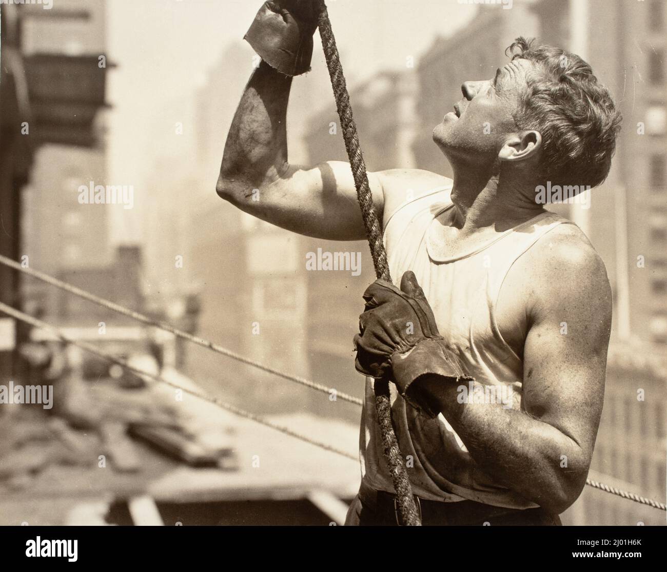 Empire state the hoister hi-res stock photography and images - Alamy