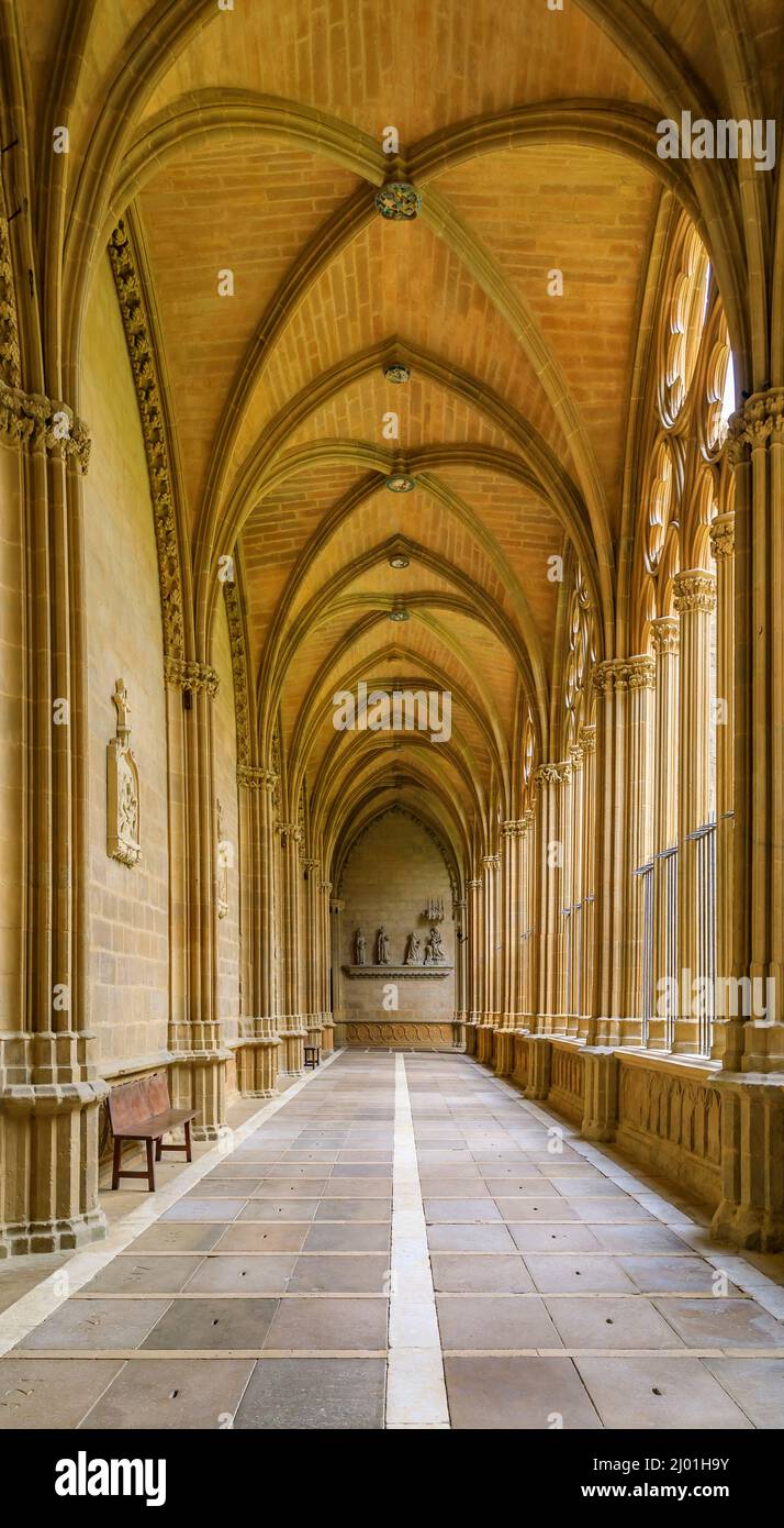 Pamplona, Spain - June 21 2021: Ornate gothic cloister arcade arches of ...