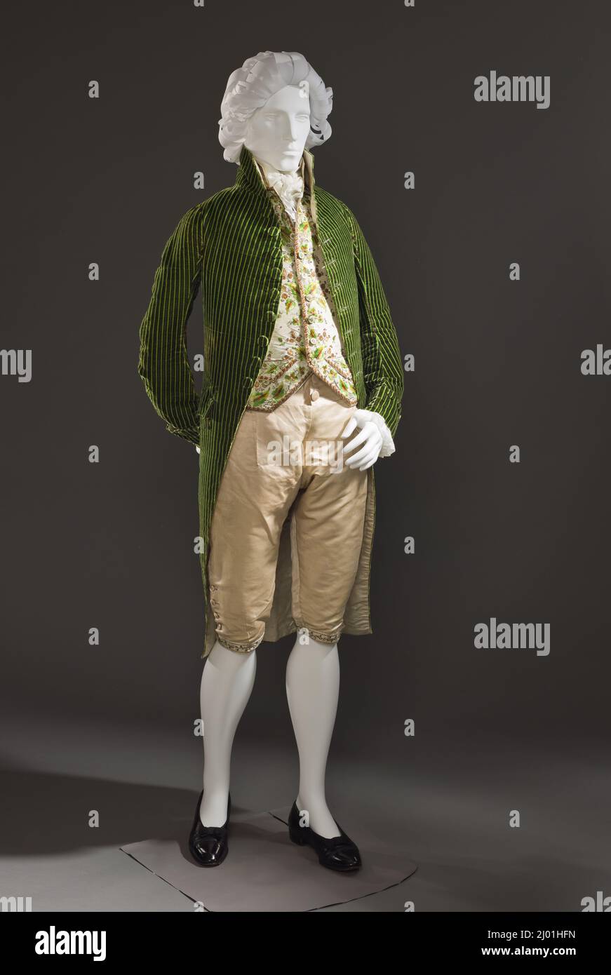 Man's Coat. France, 1795-1805. Costumes; principal attire (upper body ...
