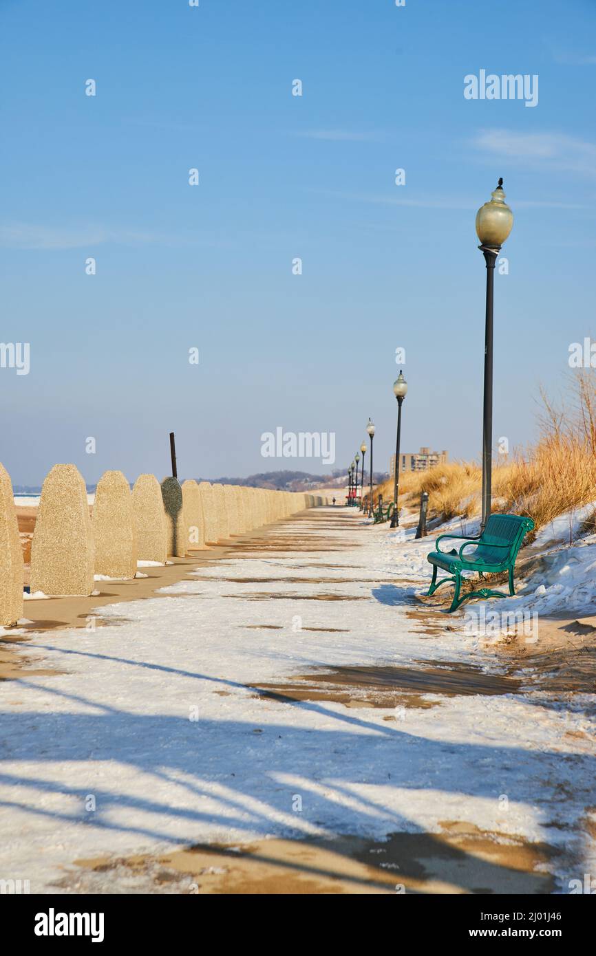 Light posts desert hi-res stock photography and images - Alamy