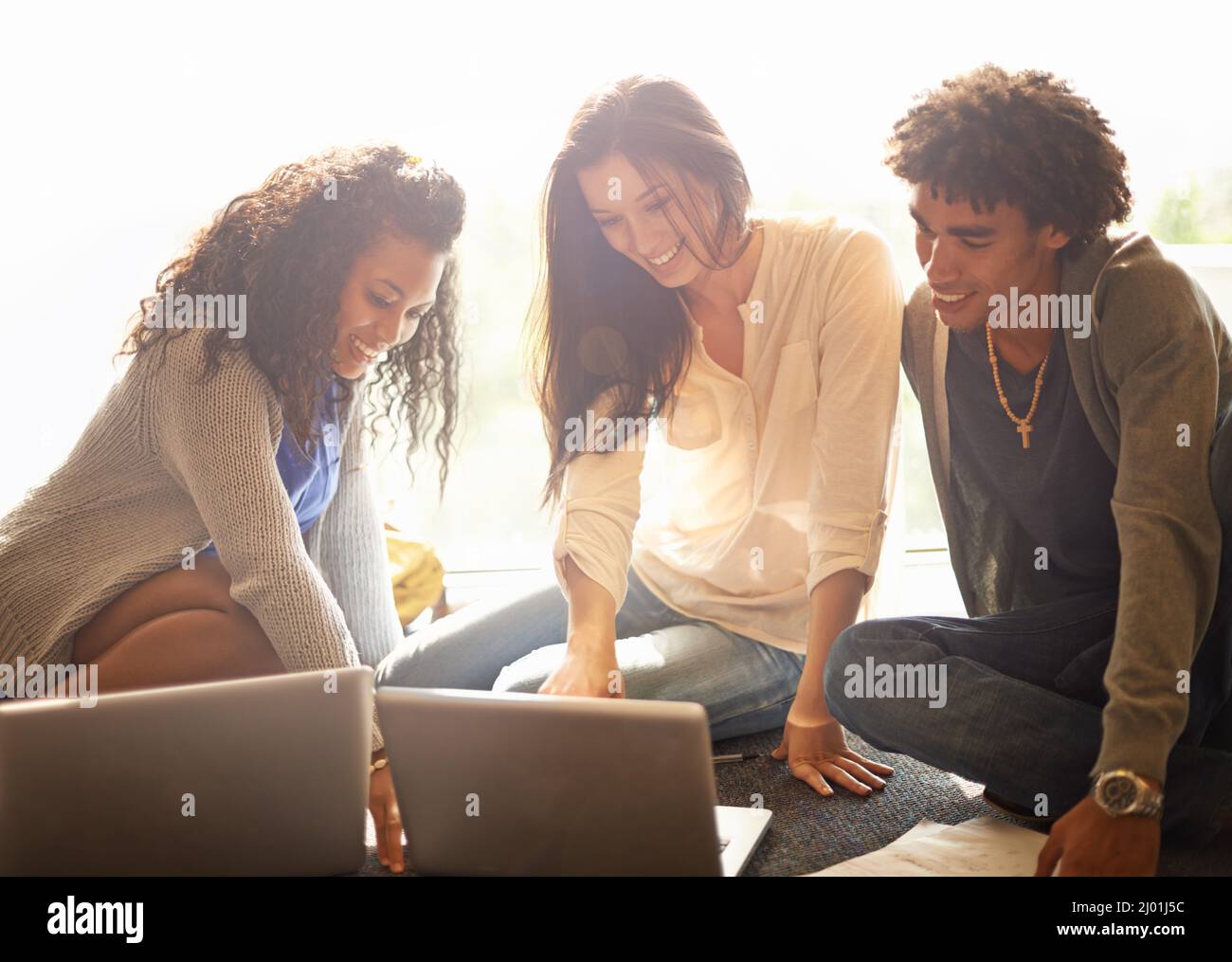 Group studying hi-res stock photography and images - Alamy