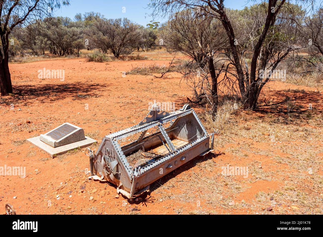 Lone bush grave at Menzies Cemetery which contains graves of pioneers ...