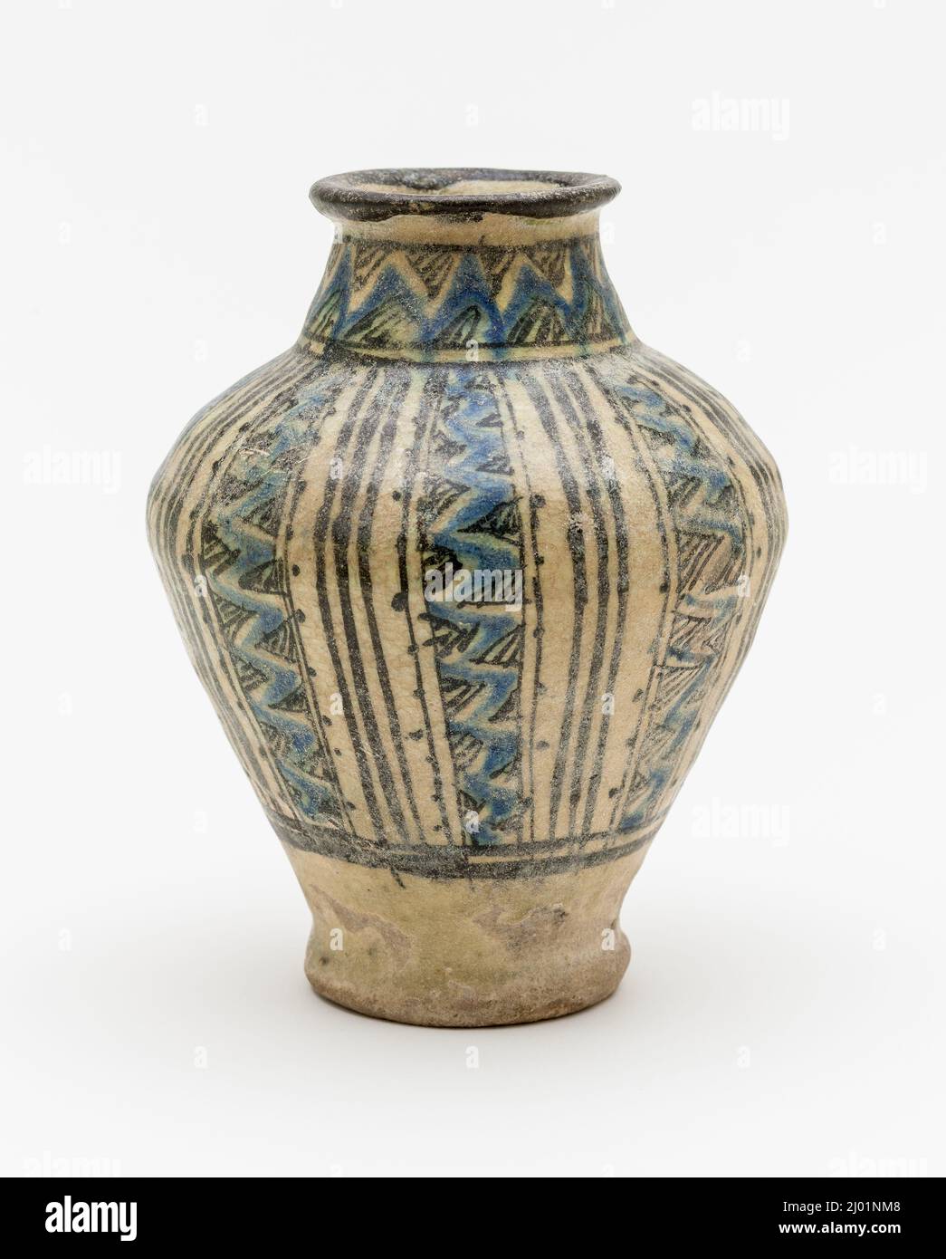 Jar. Egypt or Syria, 14th century. Ceramics. Fritware, underglaze ...