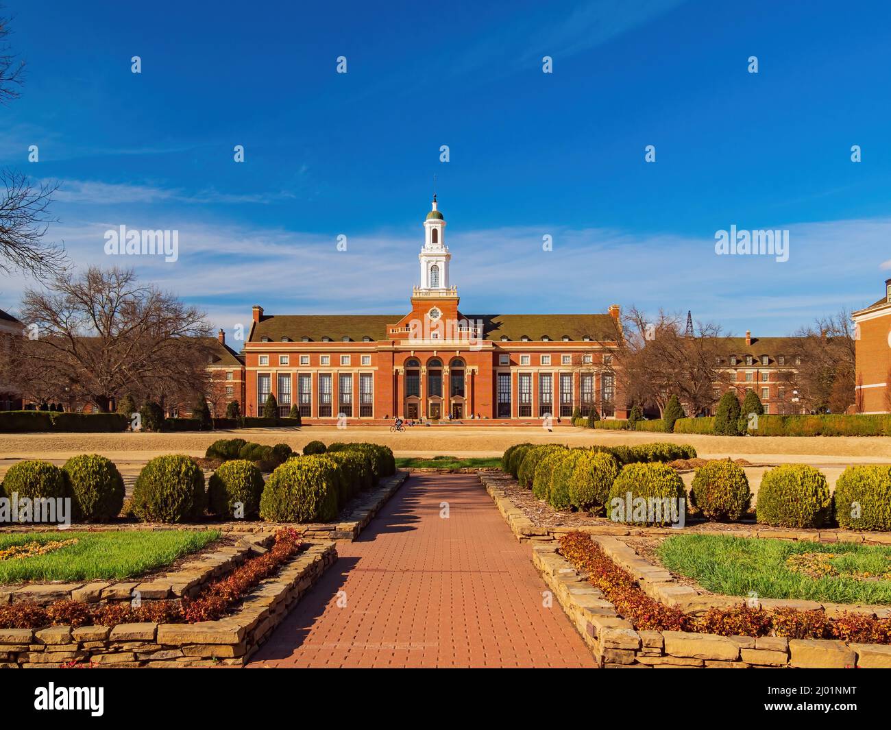 Sunny exteior view of the Edmon Low Library of Oklahoma State ...