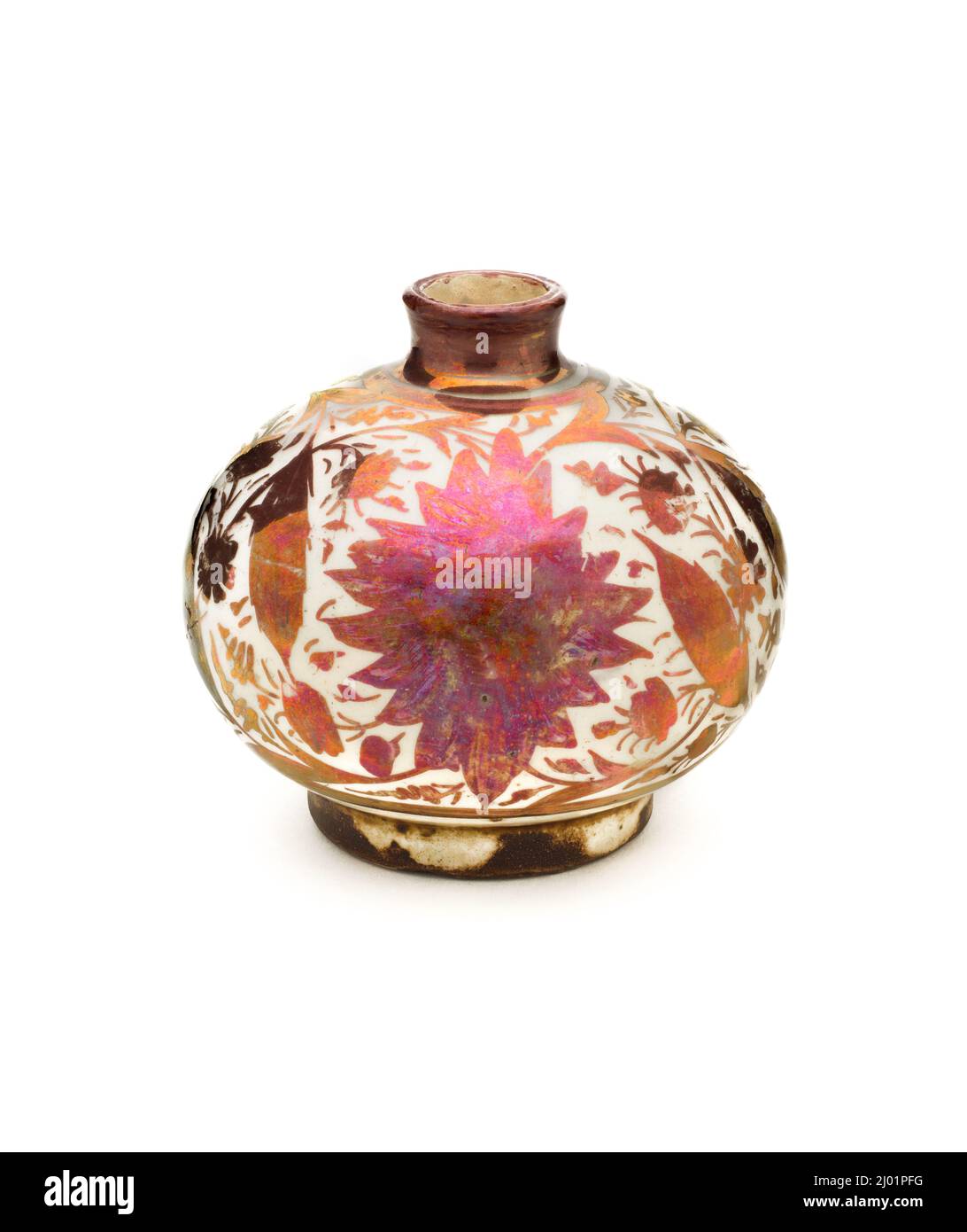 Vase. Iran, second half of 17th century. Ceramics. Fritware, overglaze ...