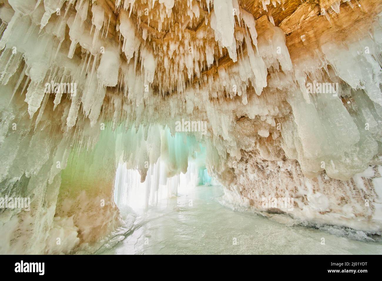 Lake surface and cave hi-res stock photography and images - Alamy