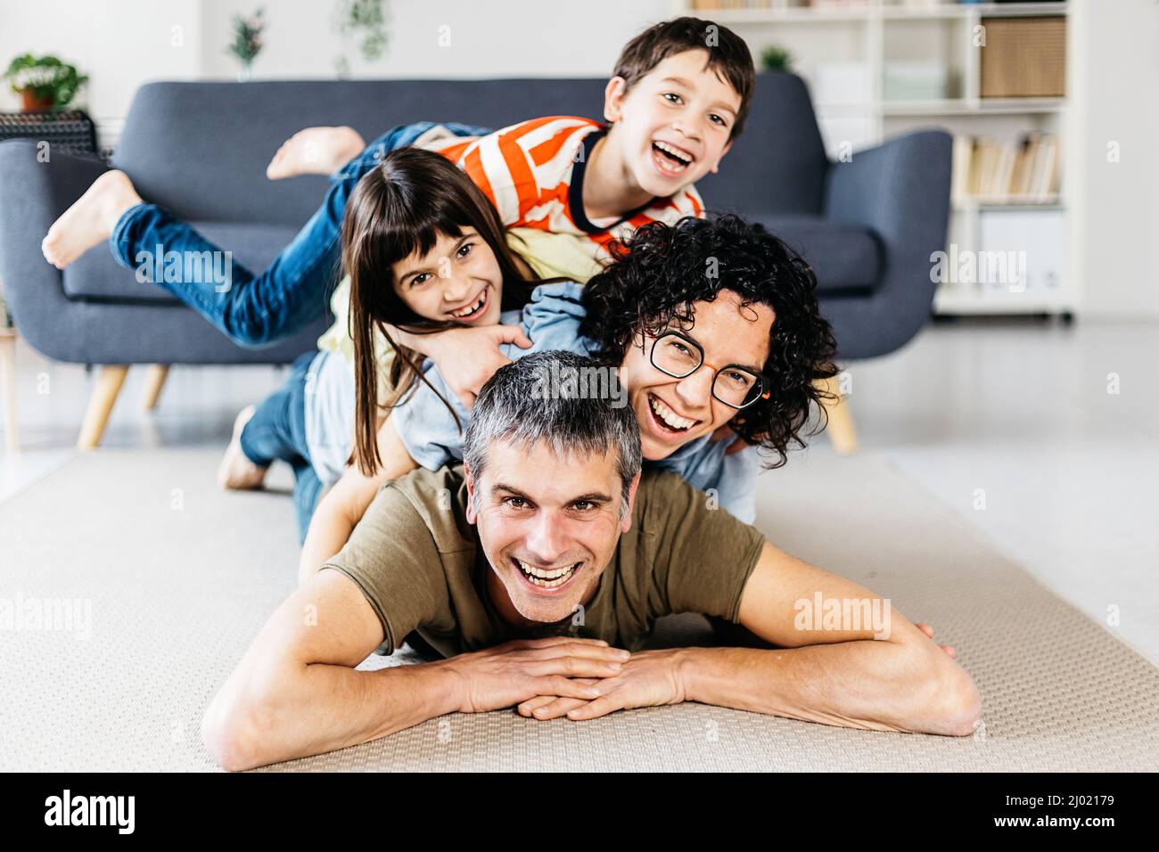 Adult children family home hi-res stock photography and images - Alamy