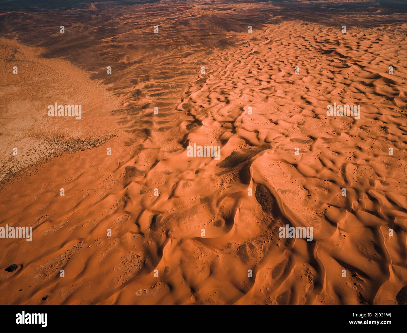 Aerial view of sand dunes in the desert Stock Photo - Alamy