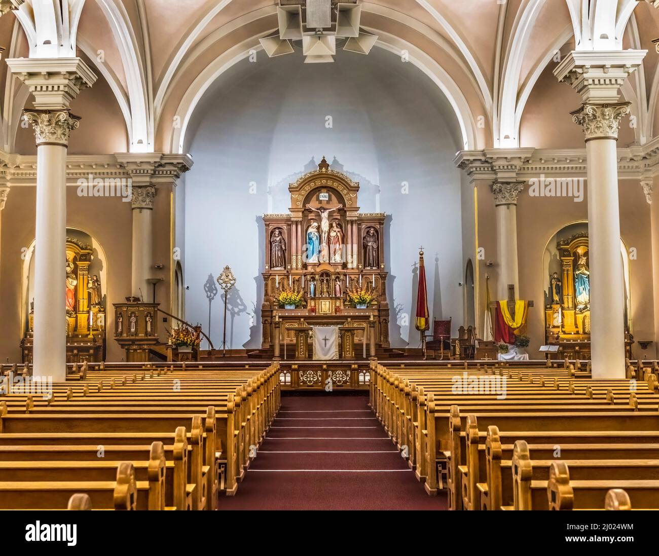 Altar Crucifix Statues Mary Jesus Saint Mary Basilica Church Immaculate ...