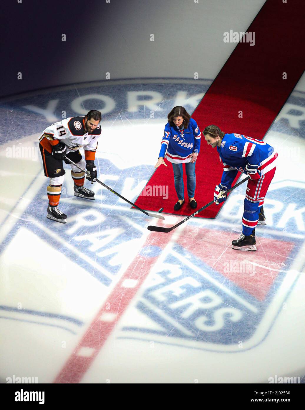 Adam fox 2022 rangers hi-res stock photography and images - Alamy