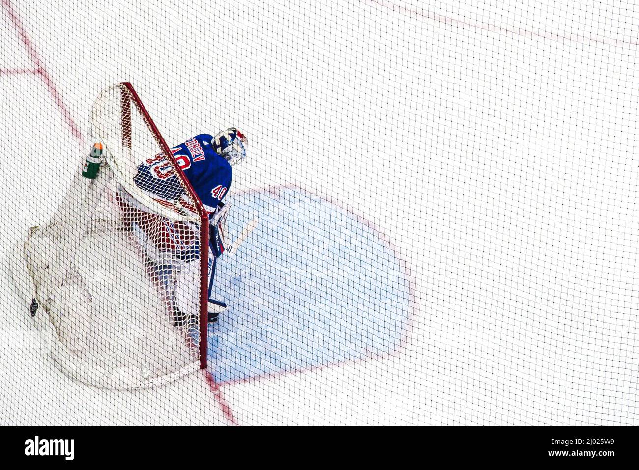 Adam fox 2022 rangers hi-res stock photography and images - Alamy