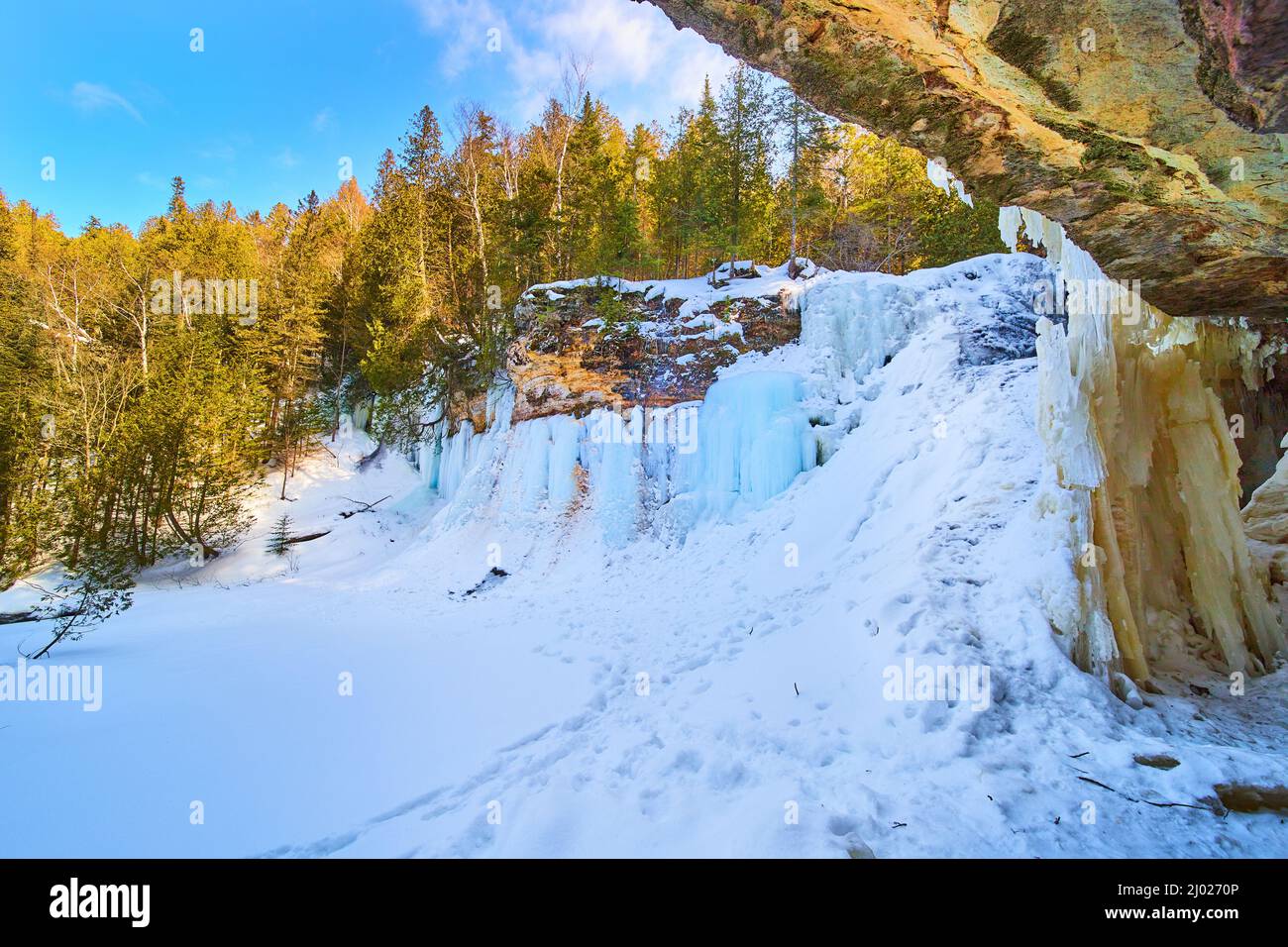 Glacier cave frozen waterfall hi-res stock photography and images - Alamy