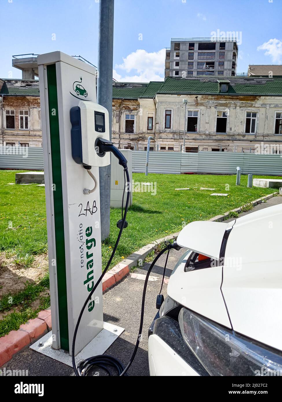 Electric car charging point, electrical car charging station in ...