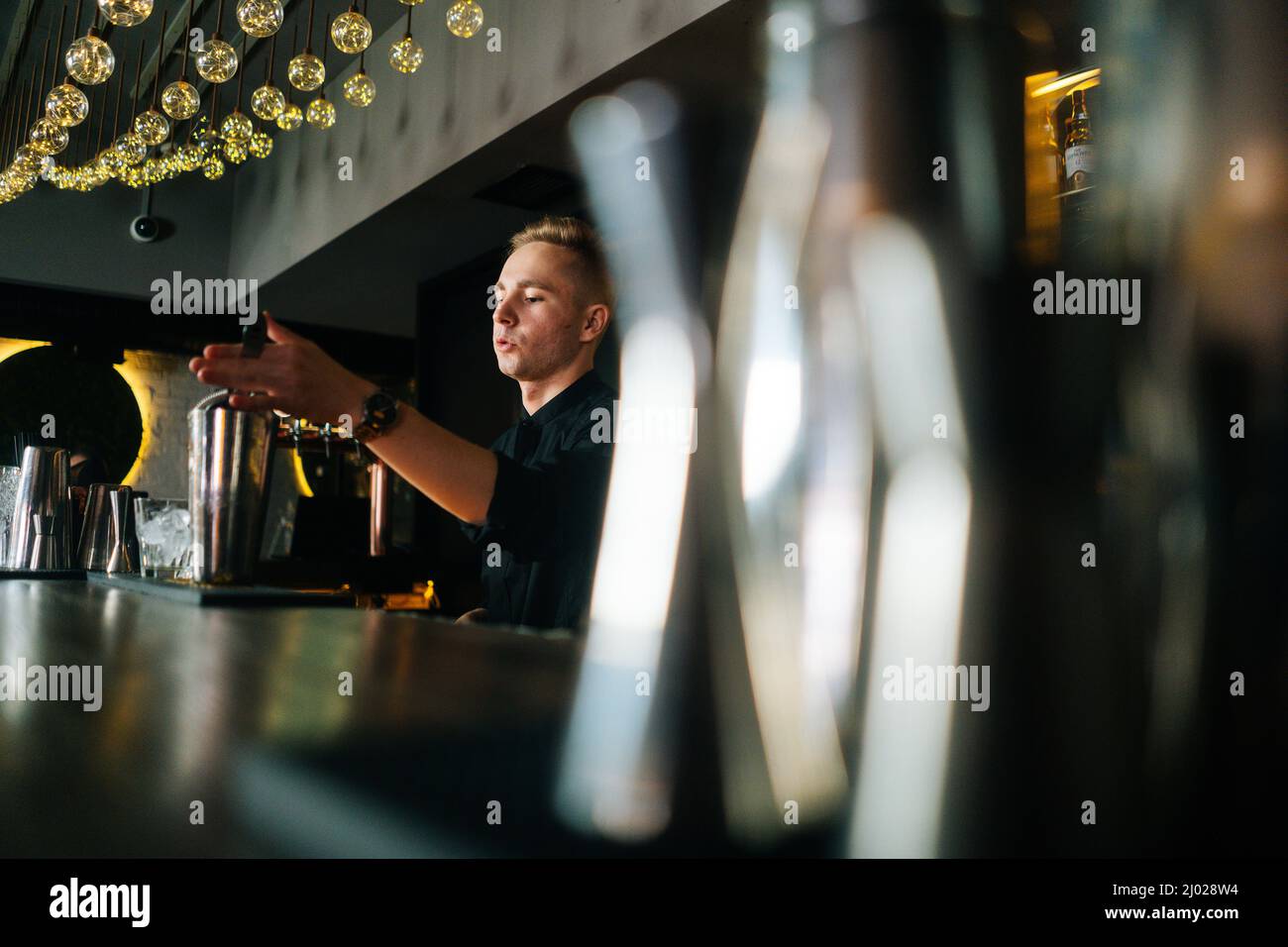 Bar counter low angle hi-res stock photography and images - Alamy