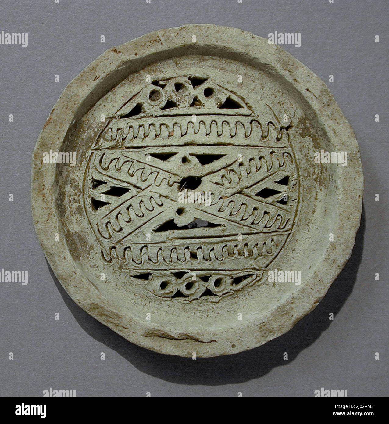 Clay water filter hi-res stock photography and images - Alamy