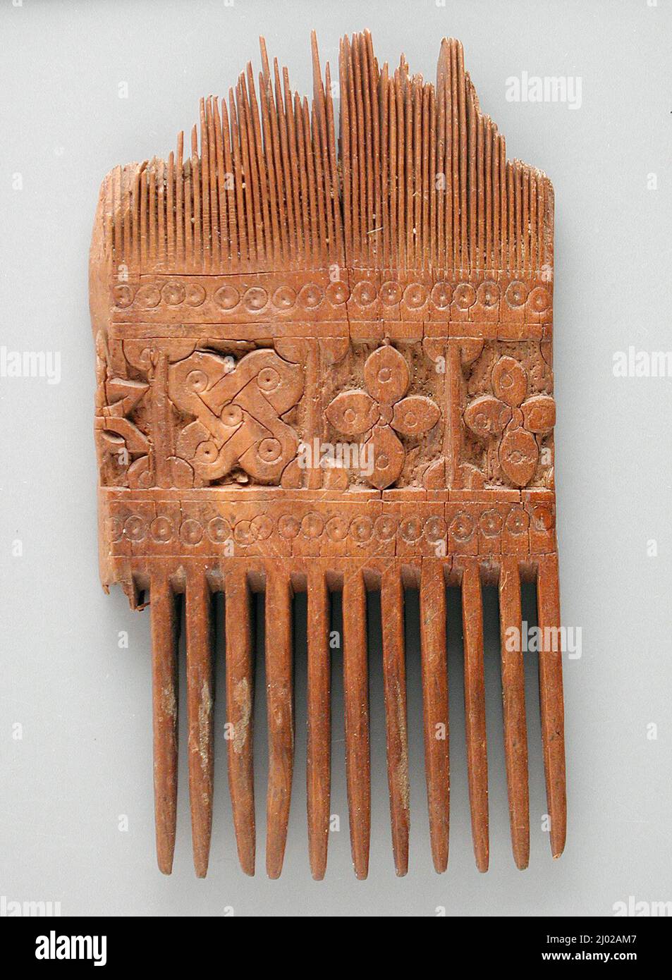 Wooden Comb with Flower Carvings. Egypt, 10th-12th century. Tools and ...