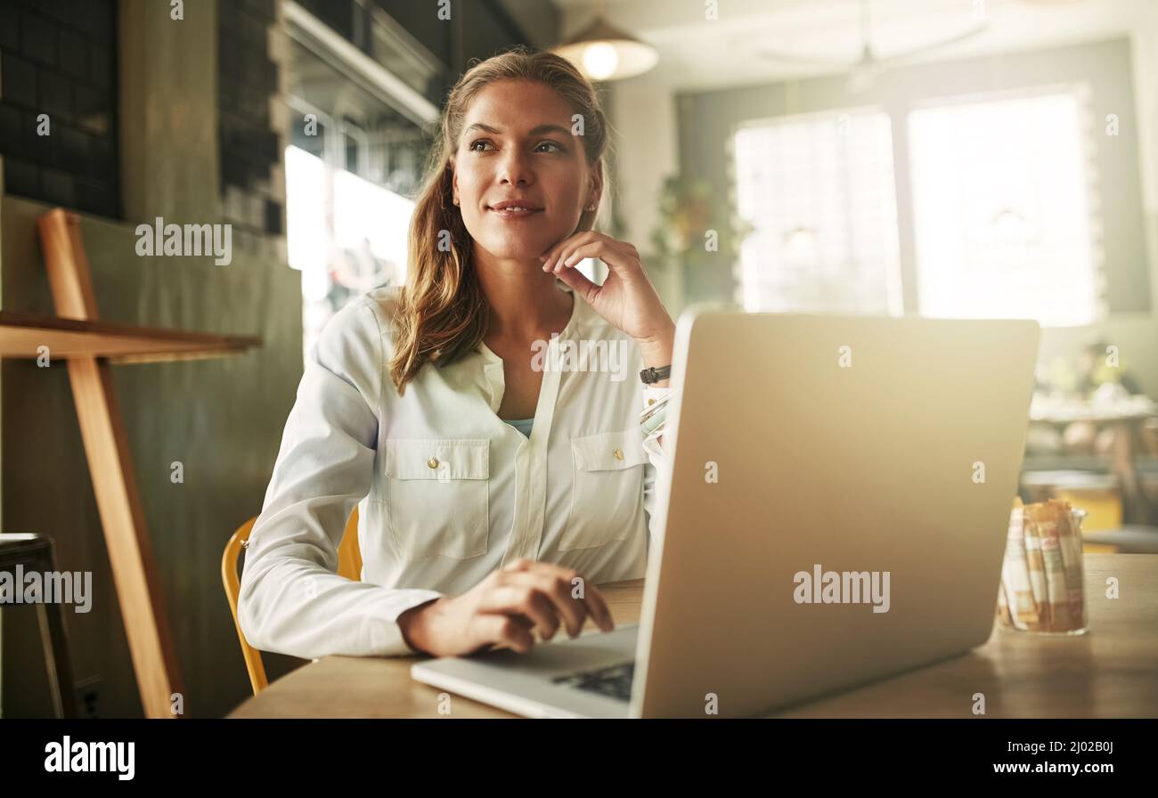 Cafe shot hi-res stock photography and images - Alamy