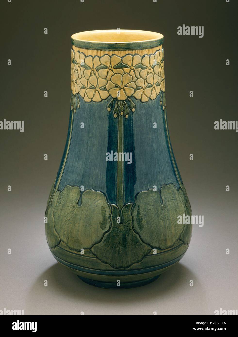 Newcomb college pottery hi-res stock photography and images - Alamy