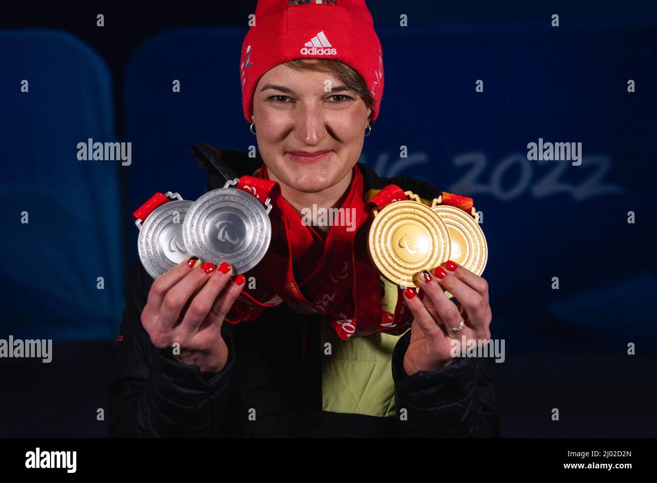 Yanqing (China) / Medal Plaza / 12.03.22 Para Ski Alpin, Siegerehrung ...