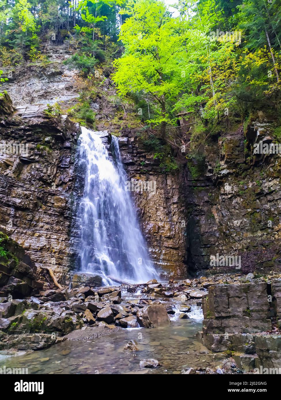 Waterfall in maniava carpathian mountains hi-res stock photography and ...