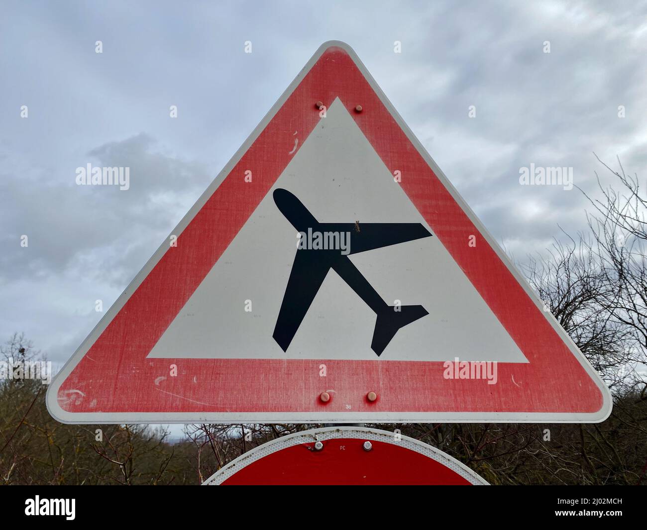 Helicopter warning sign hi-res stock photography and images - Alamy