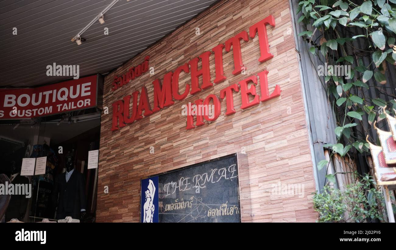 Thermae Coffee Shop Ruamchitt Hotel Sukhumvit Road, Khlong Toei Nuea ...