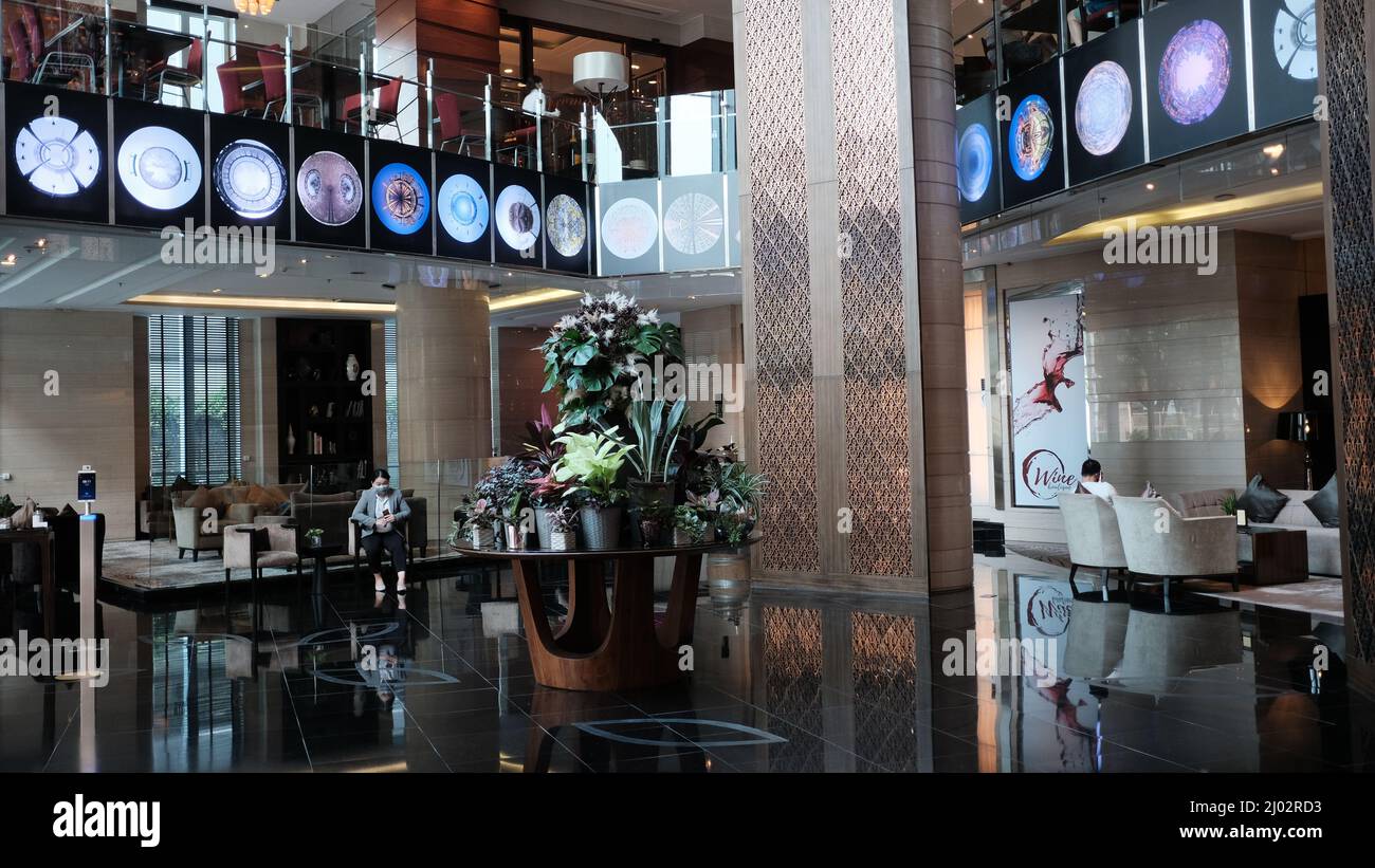 Star hotel lobby hi-res stock photography and images - Alamy