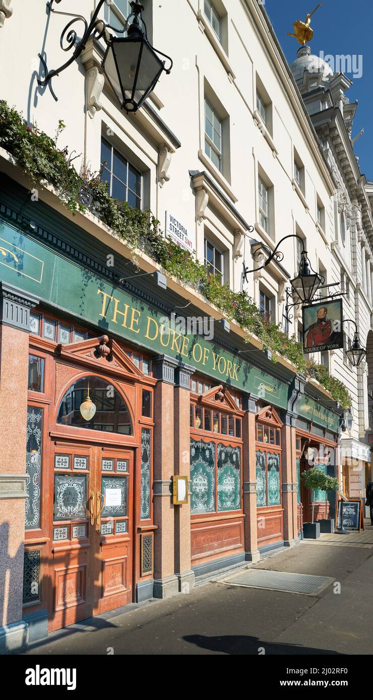 The Duke of York pub, Victoria, London, England Stock Photo - Alamy