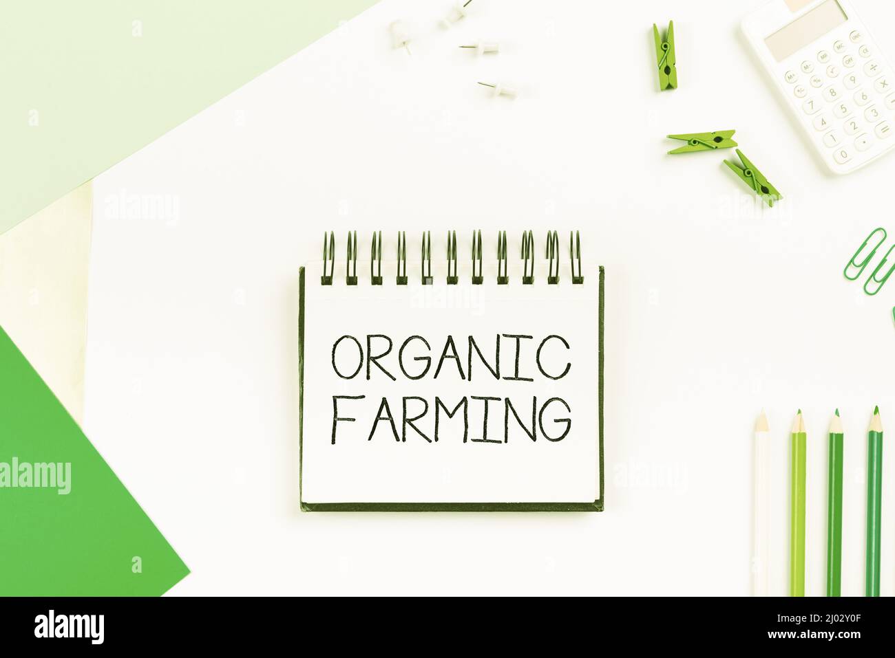 Text showing inspiration Organic Farming. Business concept an ...