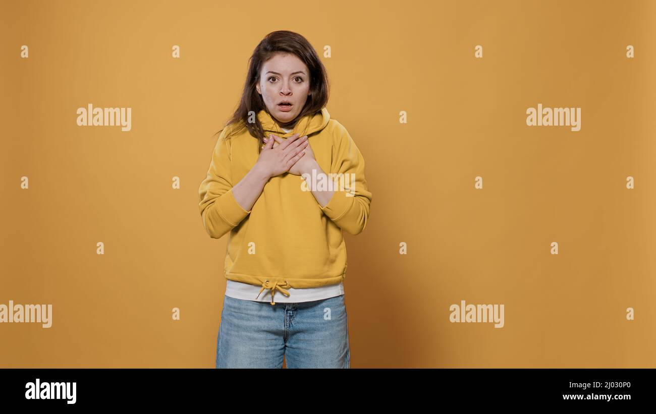 Choking gesture hi-res stock photography and images - Alamy