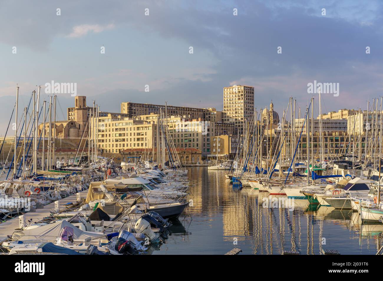 Boats in the old port and modern buildings in Marseille, France Stock ...
