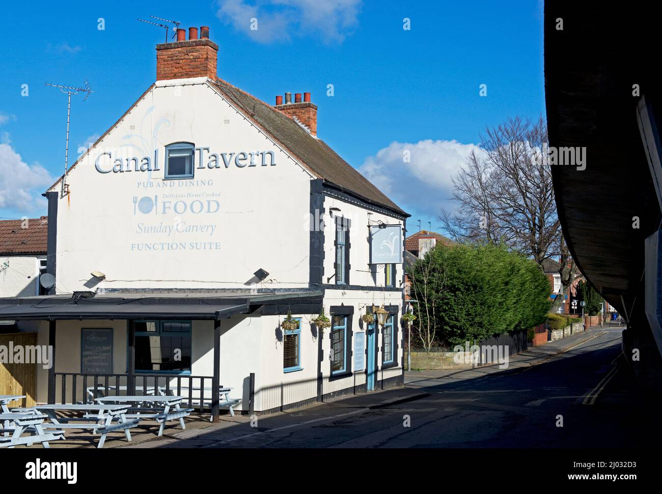 The Canal Tavern in Thorne, South Yorkshire, England UK Stock Photo - Alamy