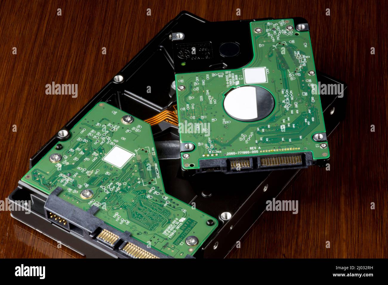 Laptop circuits hi-res stock photography and images - Alamy