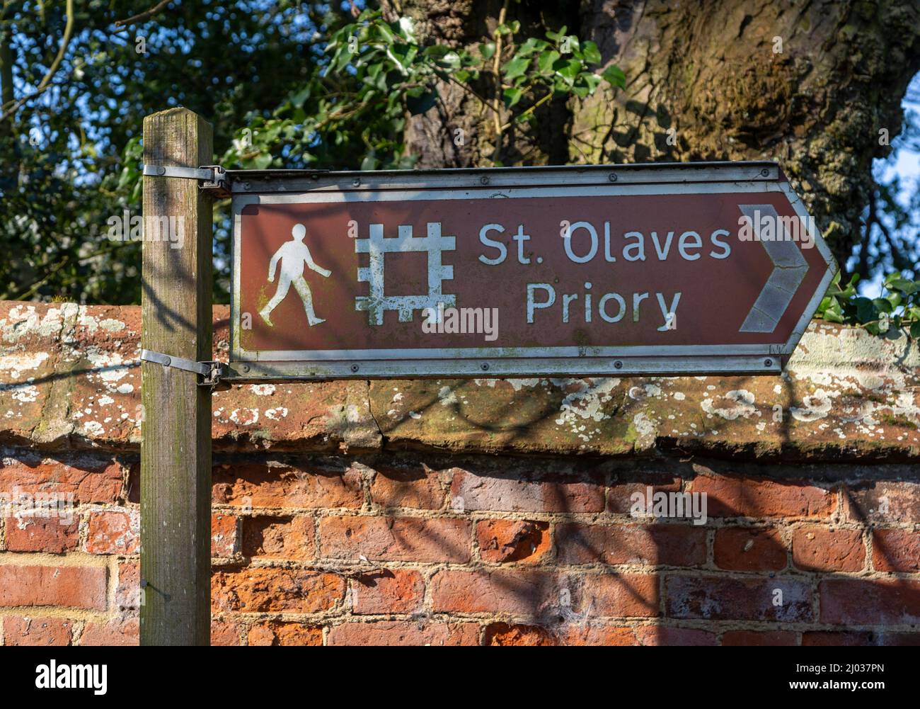 St olave's priory hi-res stock photography and images - Alamy