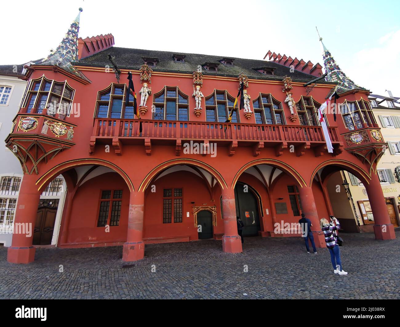Vier Habsburger Herrscher am Historisches Kaufhaus, Münsterplatz ...