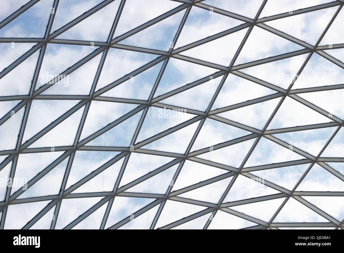 Transparent dome architecture hi-res stock photography and images - Alamy