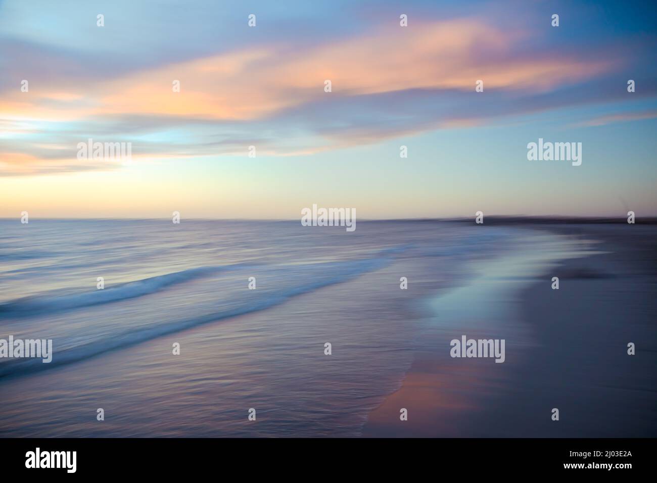 Indian Ocean at North Coogee Beach, Sunset, ICM Stock Photo - Alamy