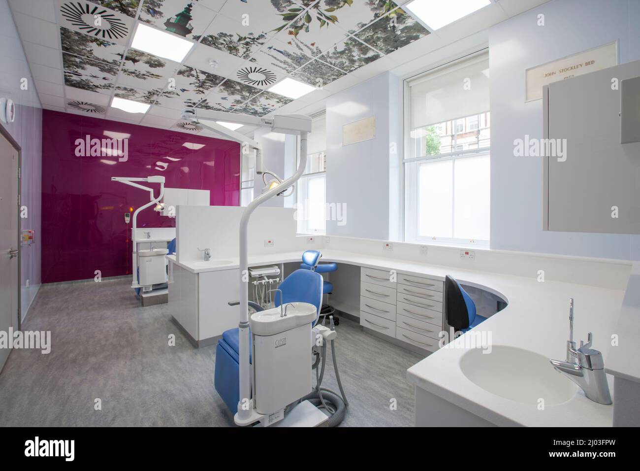 Hospital Interior dentist surgery Stock Photo - Alamy