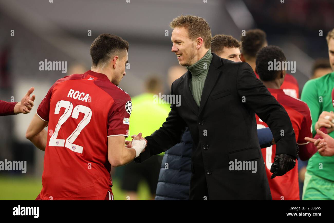 Coach Julian Nagelsmann of Bayern Muenchen Marc Roca of FC Bayern ...